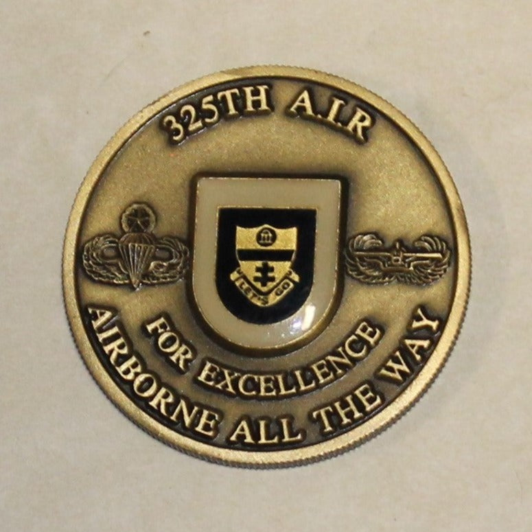 82nd Airborne Division 325th Airborne Infantry Regiment AIR Genada Arm ...