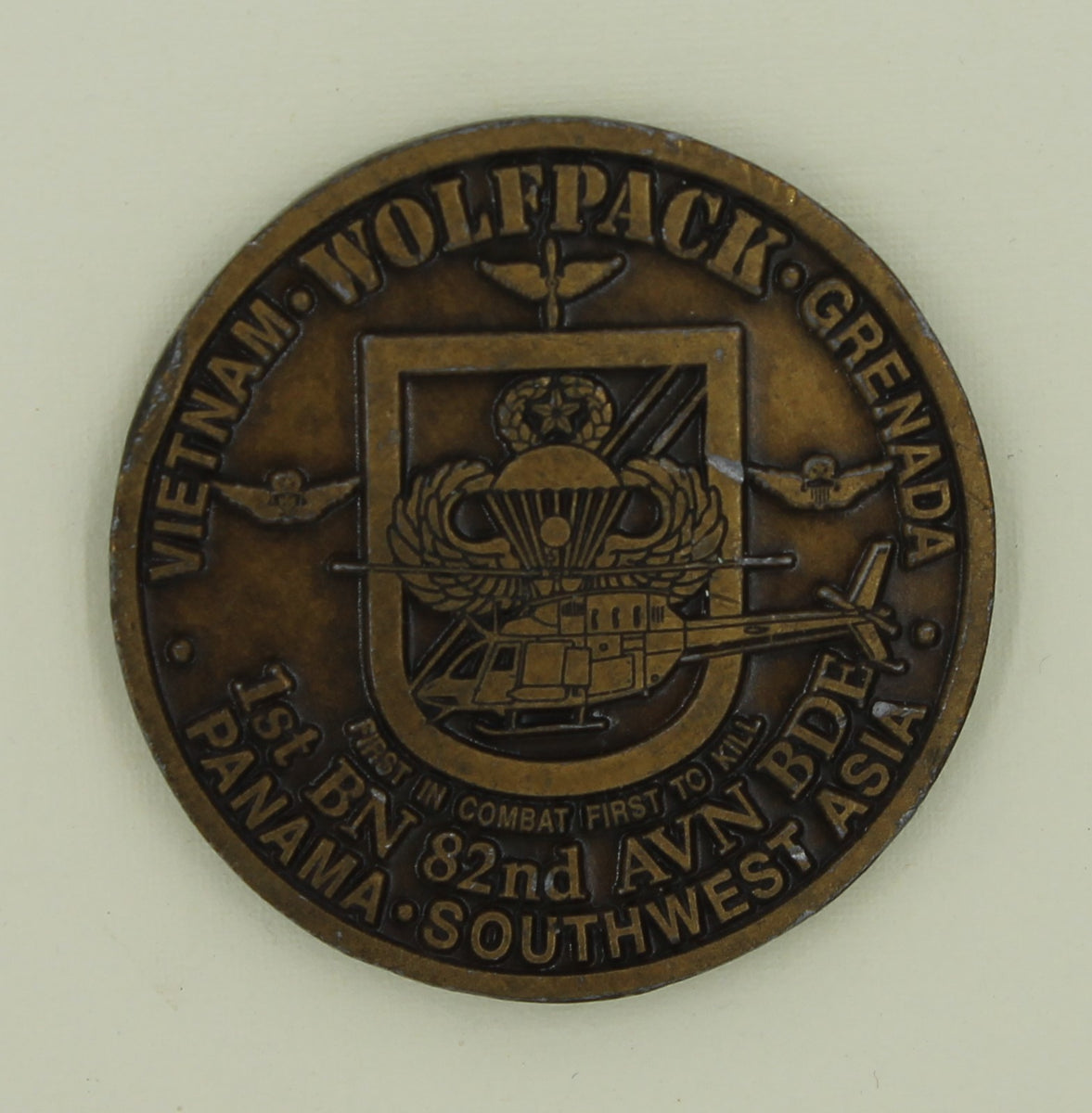 82nd Airborne Divison Aviation Brigade 1st Battalion Wolfpack Army Cha ...