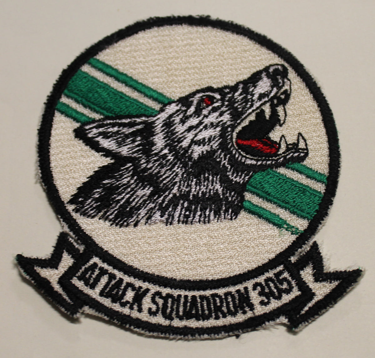 ATTACK Squadron 305 ATKRON VA-305 Early Lobos Vietnam Era Navy Patch ...